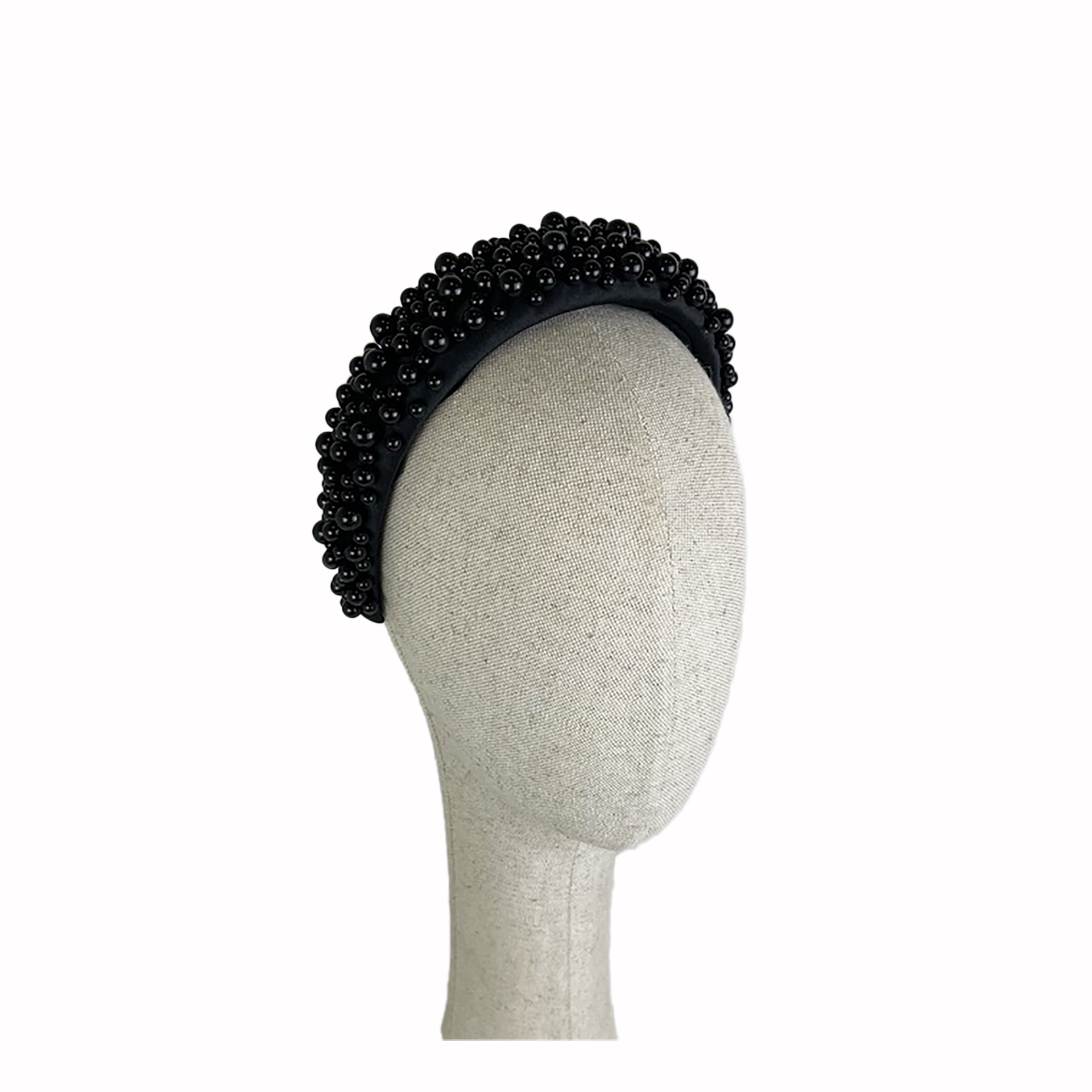 Diadema Joya Airun Modelo Luna Airun Tocados Artesanales