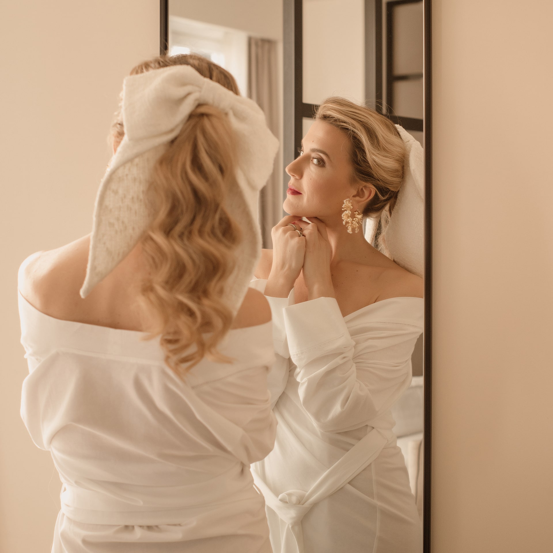 Moña Bridal Modelo Natalia Airun Tocados Artesanales